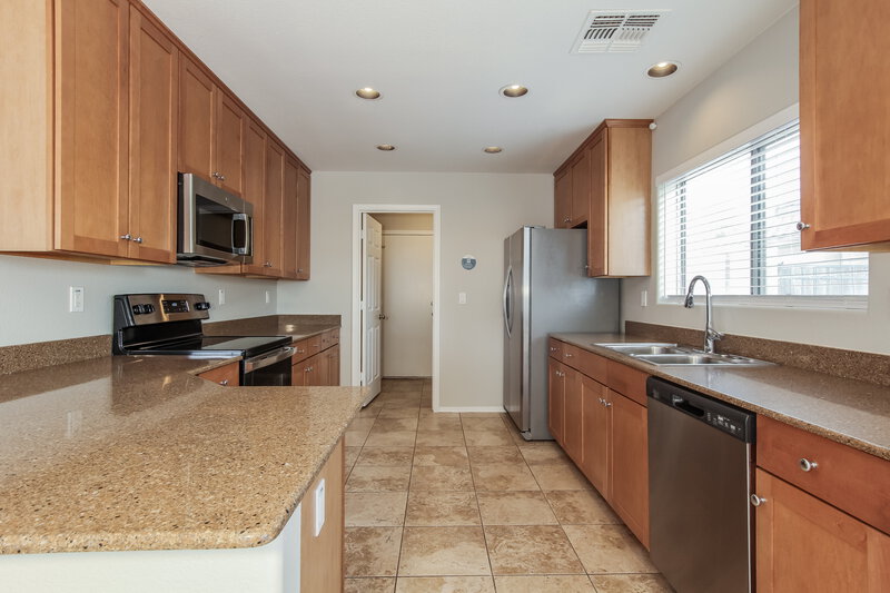 40333 W Helen Ct Maricopa, AZ 85138 | Progress Residential